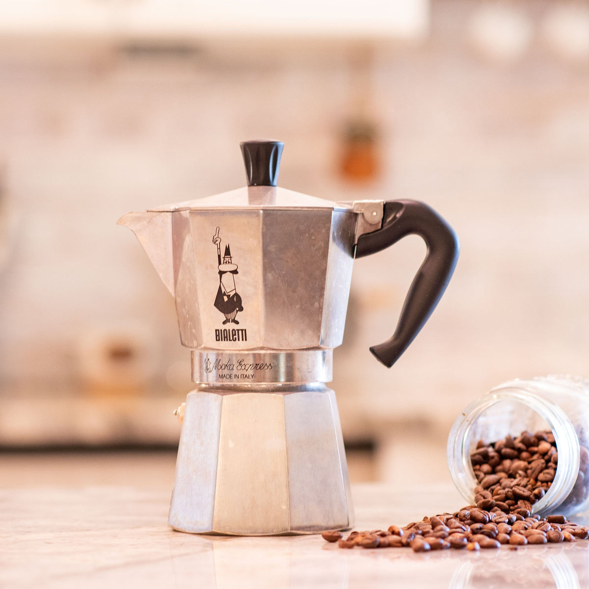 How To Make Coffee In A Moka Pot: A 6 Step Guide – SonRise Coffee Co.